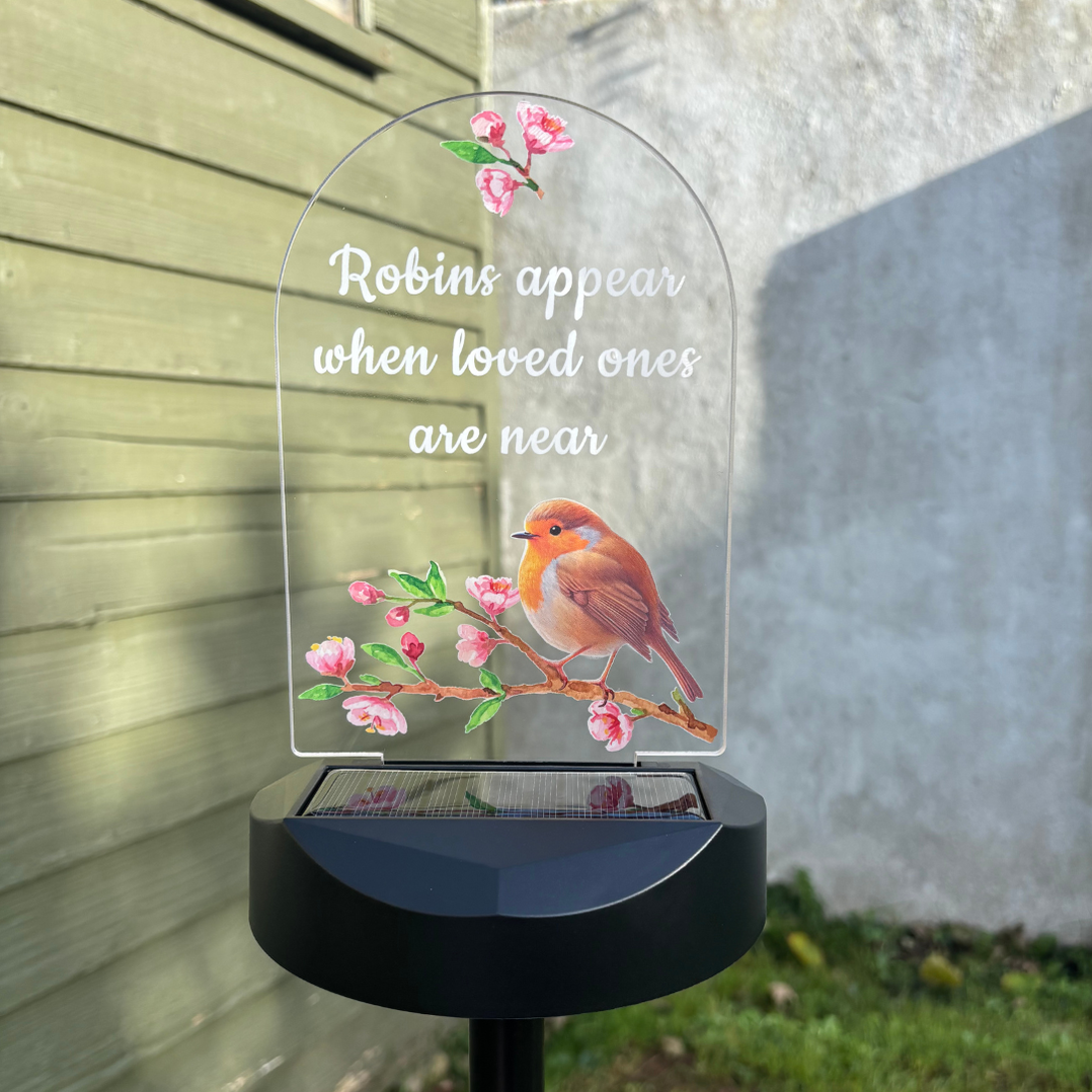 Robin Solar Stake - Flory's Online