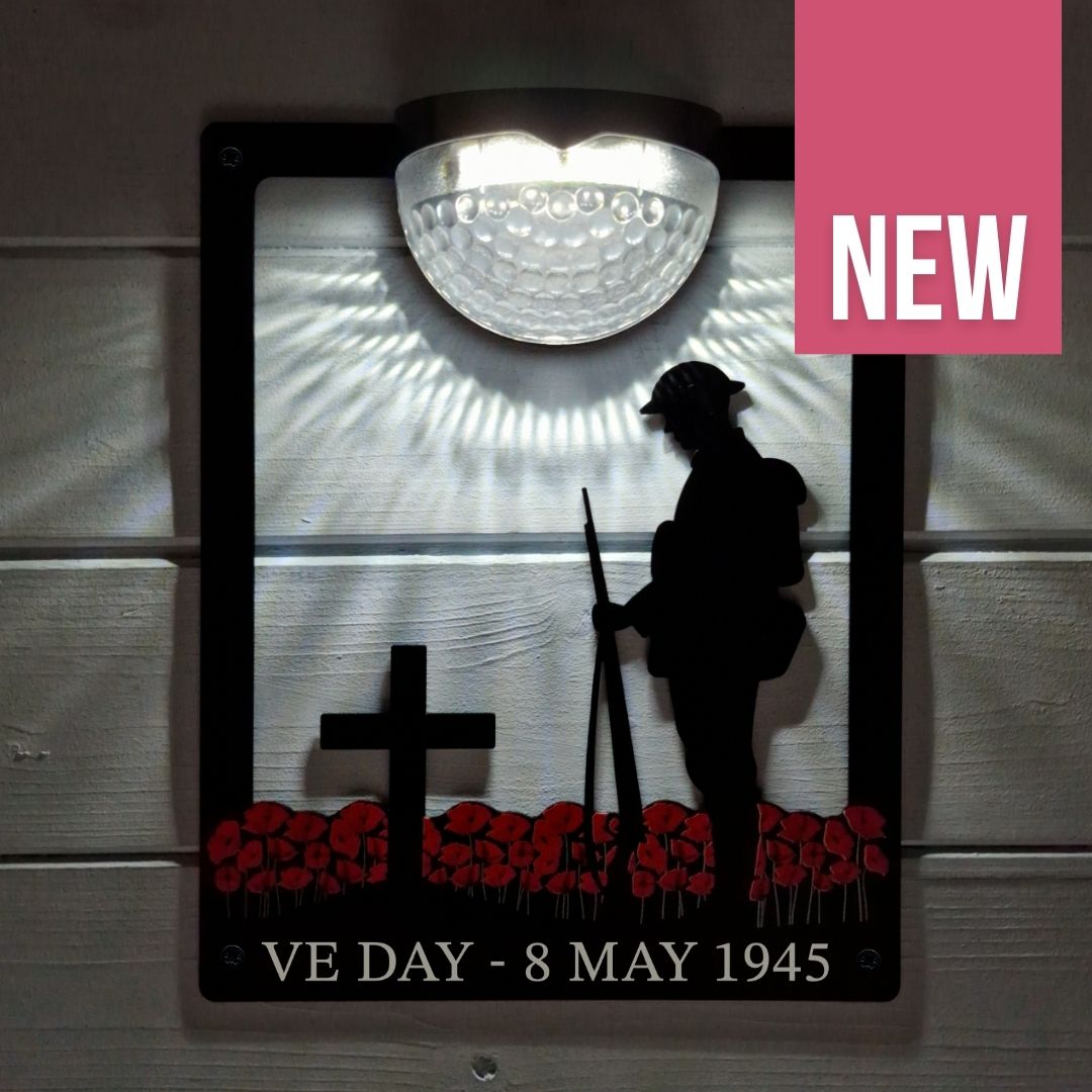 VE Day - Remembrance Soldier & Red Poppies Solar Light Wall Plaque ...