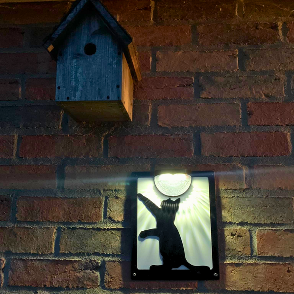 Cat Design Solar-Powered LED Light Wall Shed Plaque – Flory's Online